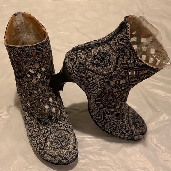 John Fluevog | Shoes | Brand New John Fluevog Baroque Murillo Diamond ...